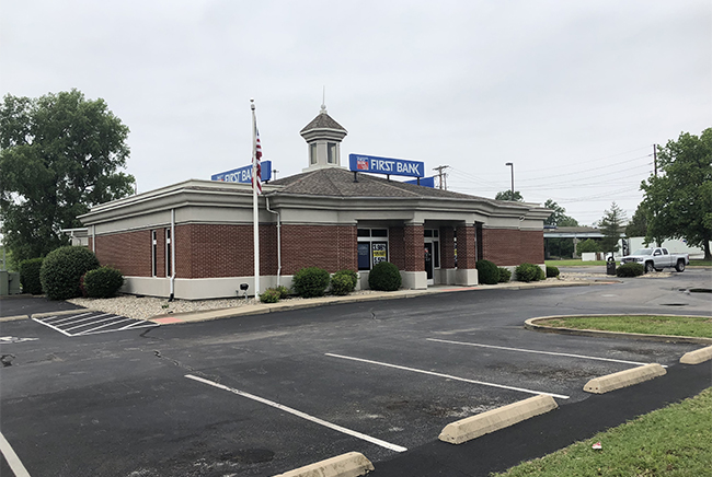 Bank in East St. Louis Illinois | Accounts | Loans | First Bank
